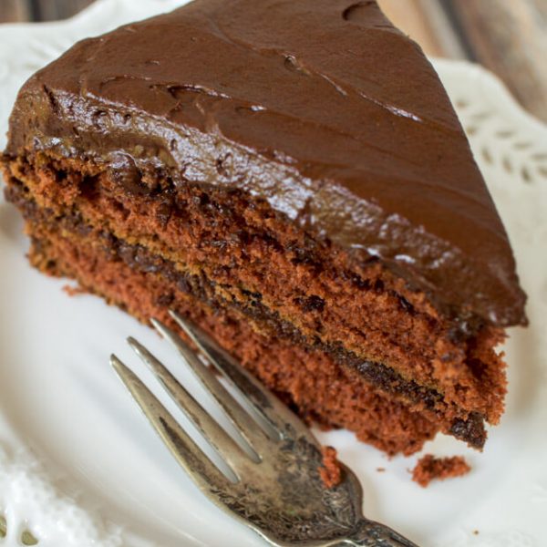 Prize Mahogany Chocolate Cake - Hostess At Heart