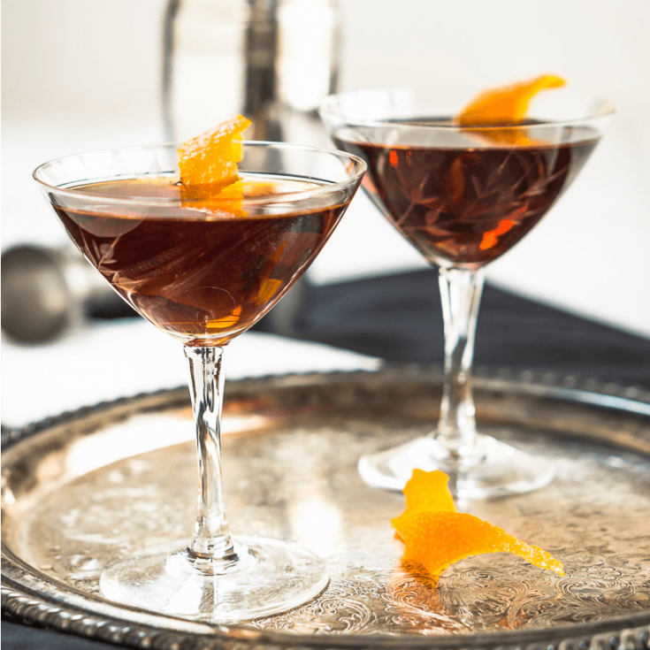 Black Gold Whiskey Cocktail (Bold and Luxurious) - Hostess At Heart