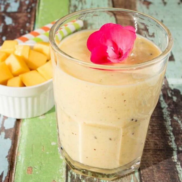 Mango Kiwi Smoothie In Three Simple Steps - Hostess At Heart