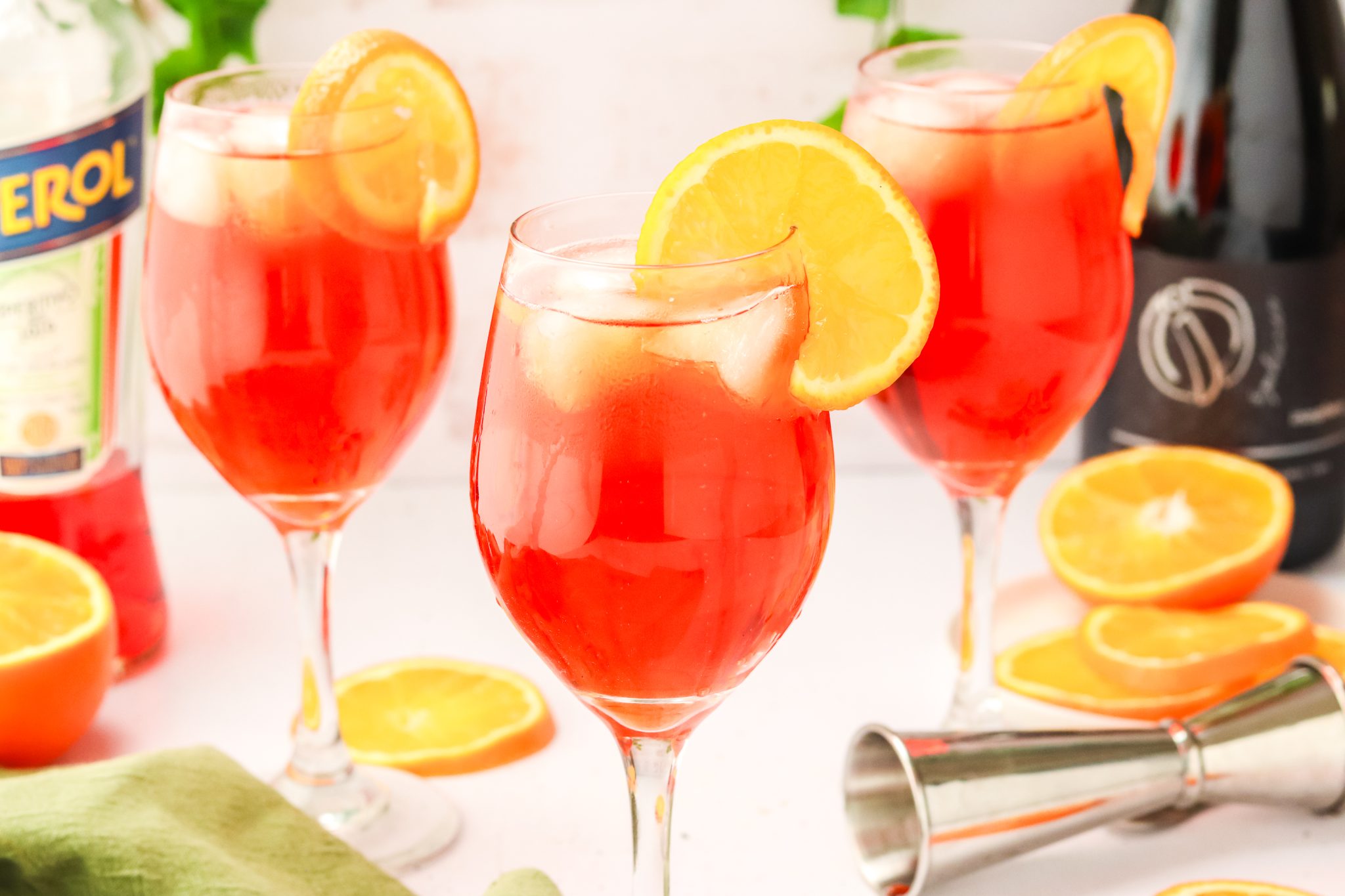 Aperol Spritz Cocktail Recipe - Hostess At Heart