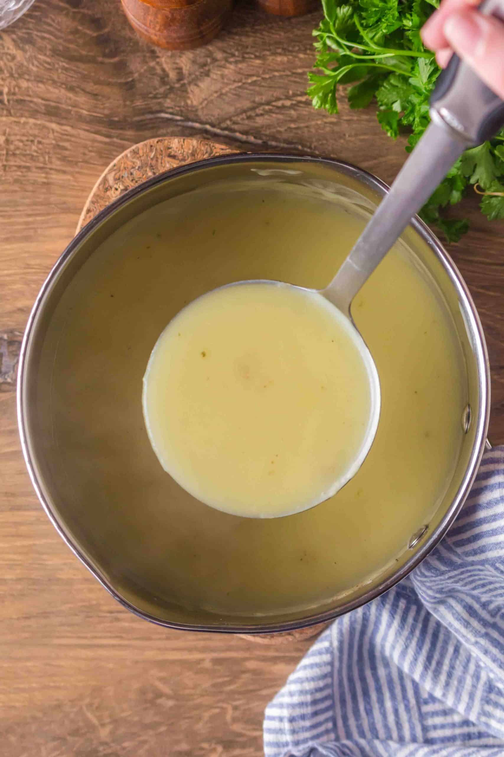 Easy Chicken Gravy Recipe (With or Without Drippings) - Hostess At Heart