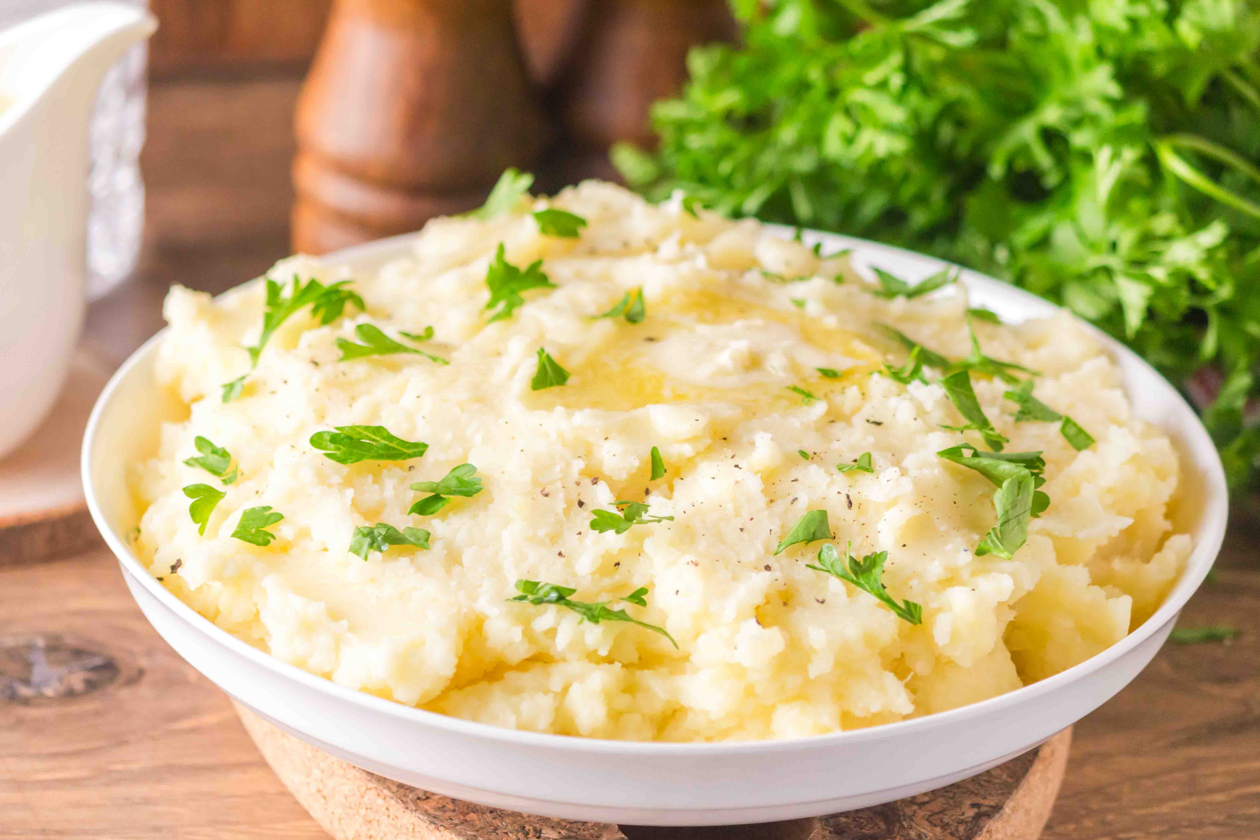The Best Yukon Gold Mashed Potatoes (Creamy & Simple!) - Hostess At Heart